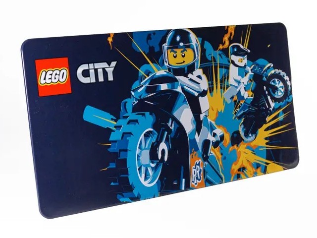LEGO City VIP Tinnen Bord | 5060373573643 | LEGO City | LEGO | BRICKshop - LEGO en DUPLO specialist